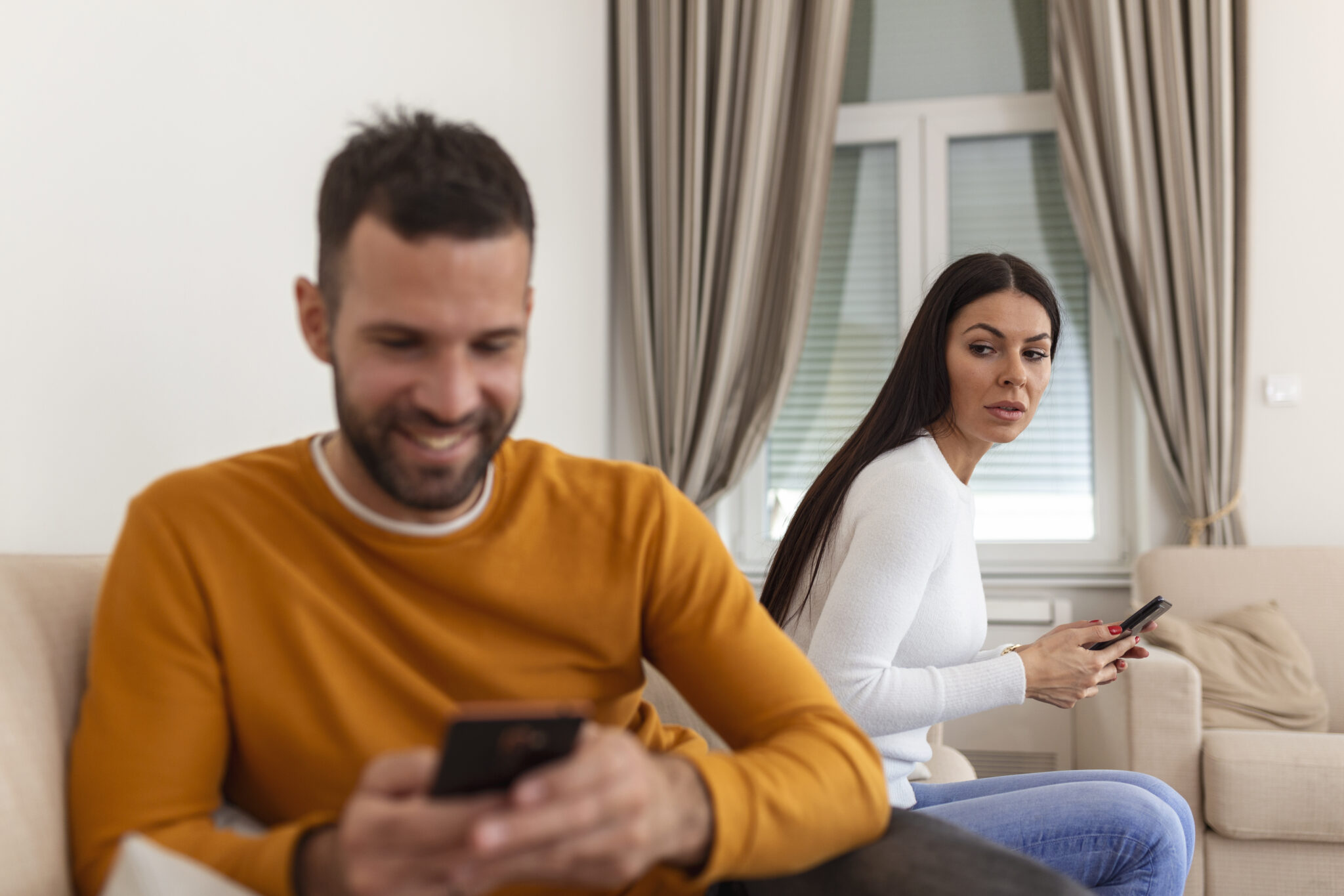 7 Ways to Catch a Cheater: Strategies Used by PIs
